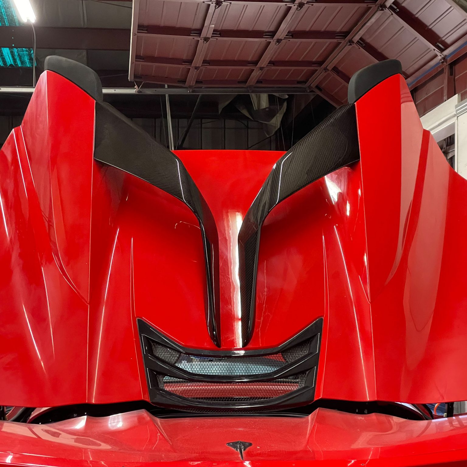 Ivan Tampi Customs Carbonfiber TRE (Tonneau Roadster Enhancement) C8 ...